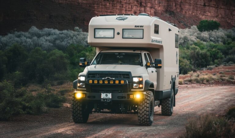 SX Explore – Ultimate Overland RV | EarthRoamer Expedition Vehicles